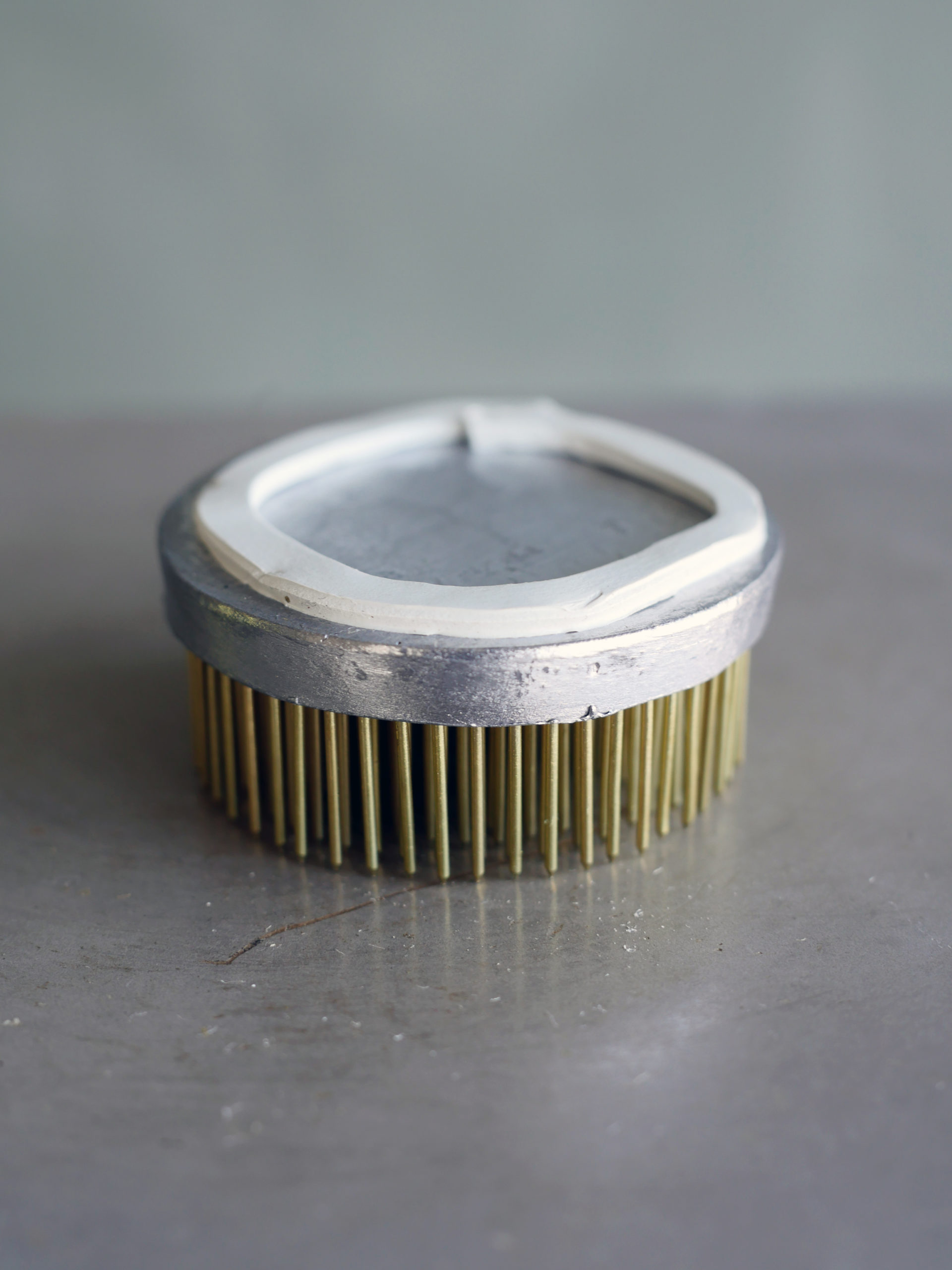 How To: Use a Pin Frog - Botanical Brouhaha